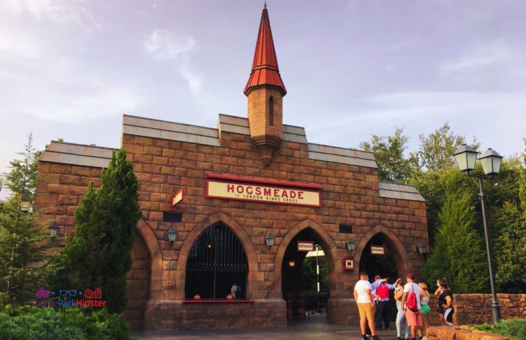 2026 First-timer's Guide to Hogsmeade at the Wizarding World of Harry ...