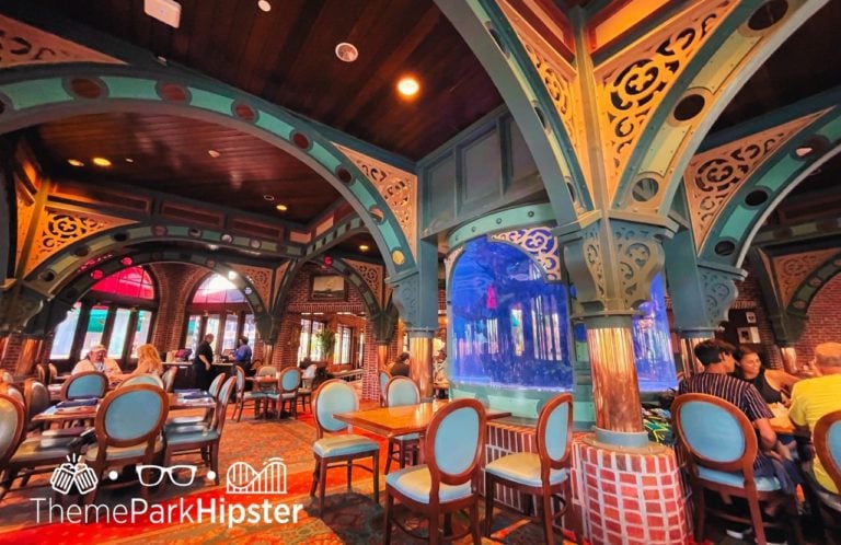 7 Best Universal Orlando Restaurants for Solo Travelers: A Foodie Guide ...