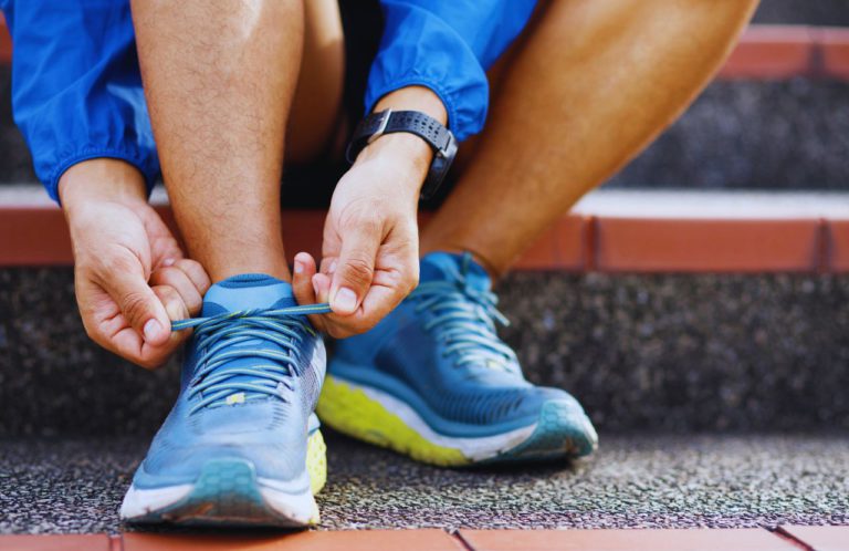 7 BEST Shoes for Walking Around Disney World Revealed - Your Feet Will ...