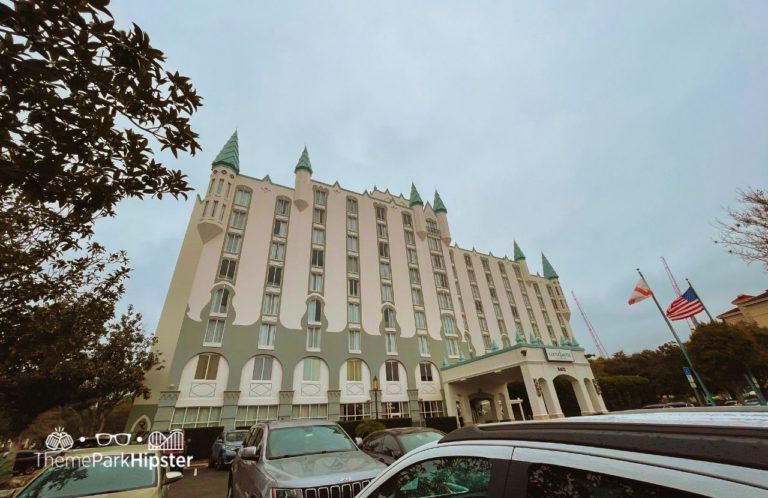 The Ultimate Guide and REVIEW of the Castle Hotel in Orlando: A Hidden ...